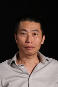 Hoang Quoc Hung (Hoàng Quốc Hùng) (1971)